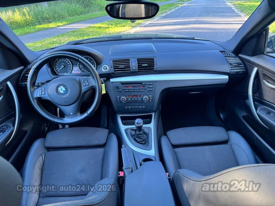 Melns BMW 1-series 2007 Tallina, ar dzinēja tilpumu 2.00 L un nobraukumu 133 tūkst. km par 8500 €, foto 9 vietnē AUTOMOTO.COM.LV