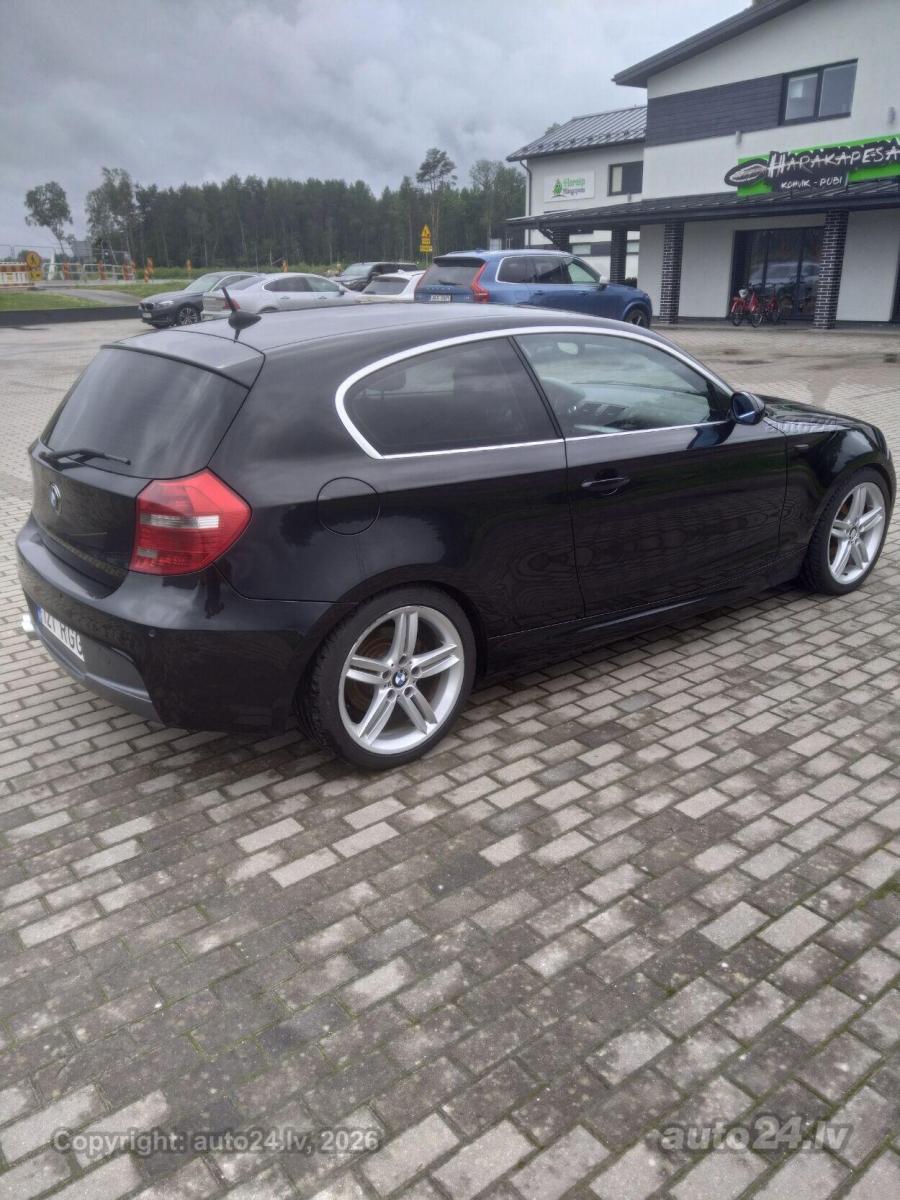 Black BMW 1-series 2008 in Tallinn, with an engine capacity of 2.00 L and mileage of 265 thousand km for 5000 €, photo 9 on AUTOMOTO.COM.LV
