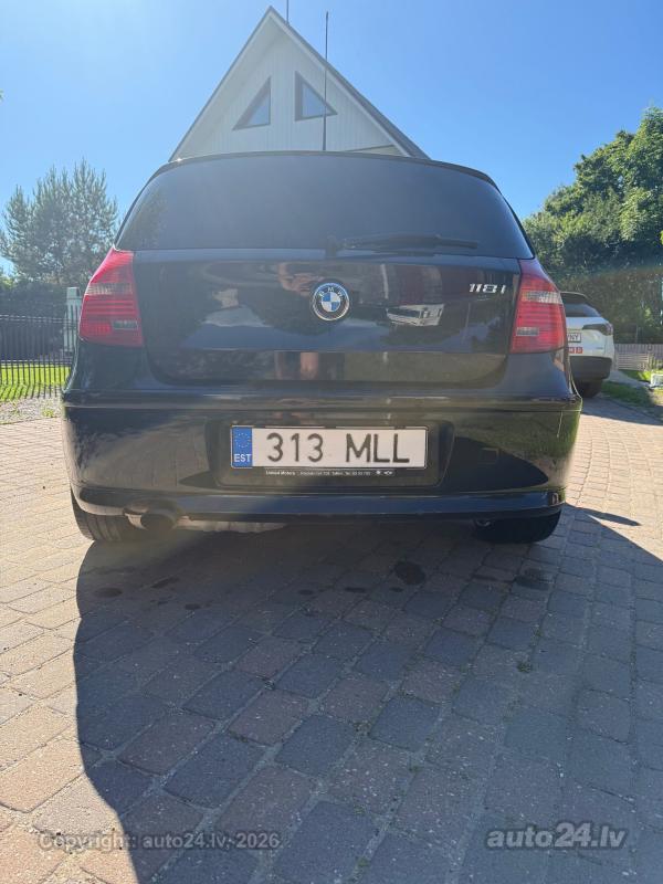Black BMW 1-series 2008 in Tallinn, with an engine capacity of 2.00 L and mileage of 152 thousand km for 3850 €, photo 4 on AUTOMOTO.COM.LV
