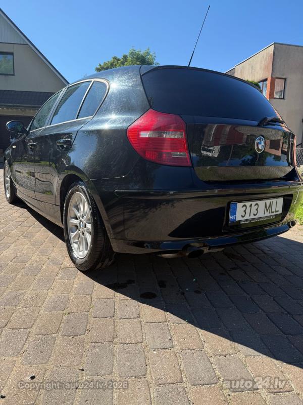 Melns BMW 1-series 2008 Tallina, ar dzinēja tilpumu 2.00 L un nobraukumu 152 tūkst. km par 3850 €, foto 3 vietnē AUTOMOTO.COM.LV
