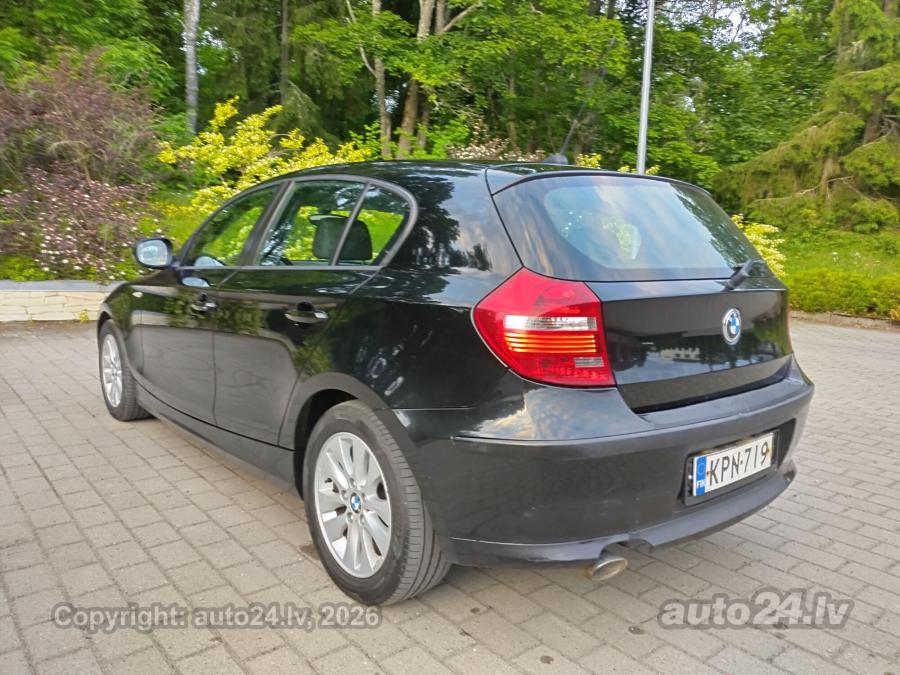 Melns BMW 1-series 2012 Veru, ar dzinēja tilpumu 2.00 L un nobraukumu 321 tūkst. km par 3333 €, foto 3 vietnē AUTOMOTO.COM.LV