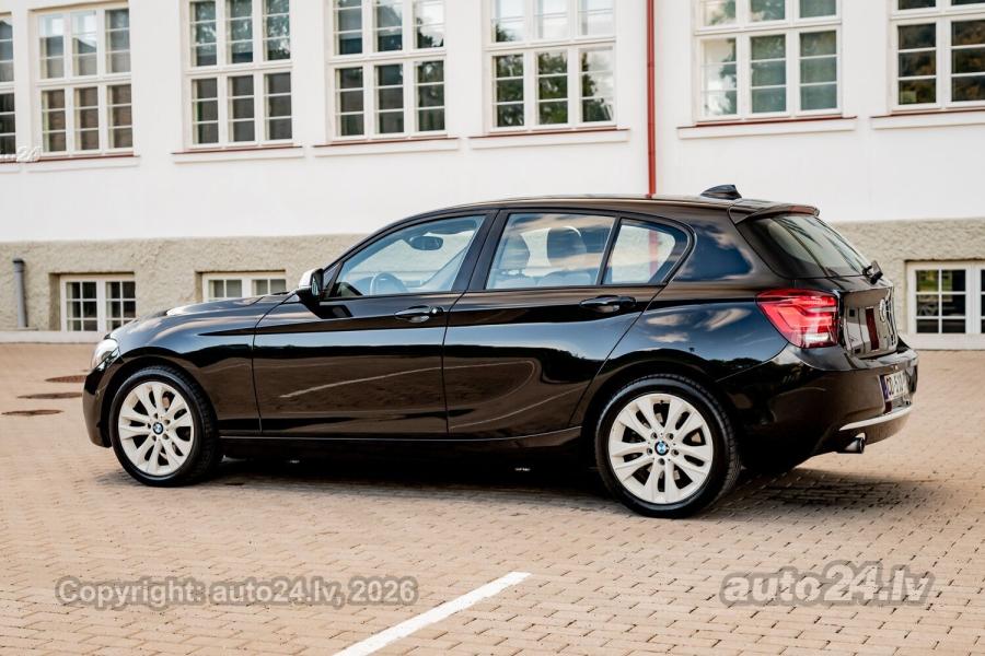 Black BMW 1-series 2012 in Parnu, with an engine capacity of 2.00 L and mileage of 230 thousand km for 6999 €, photo 11 on AUTOMOTO.COM.LV