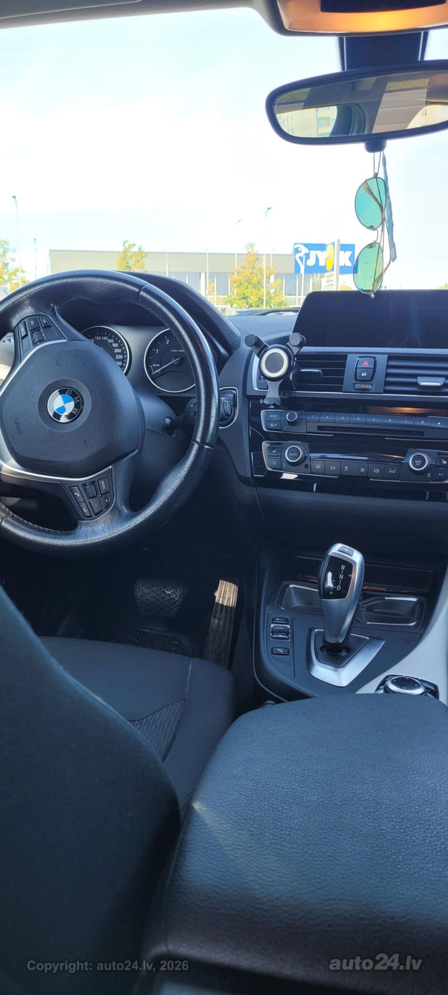 Black BMW 1-series 2016 in Tallinn, with an engine capacity of 1.50 L and mileage of 247 thousand km for 8550 €, photo 5 on AUTOMOTO.COM.LV