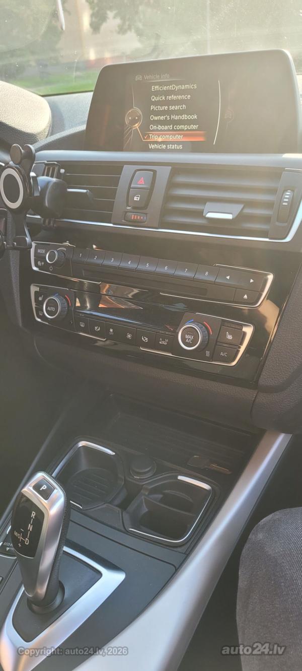 Melns BMW 1-series 2016 Tallina, ar dzinēja tilpumu 1.50 L un nobraukumu 247 tūkst. km par 8550 €, foto 11 vietnē AUTOMOTO.COM.LV