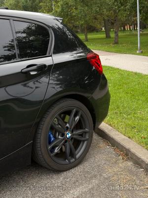 Black BMW 1-series 2016 in Tallinn, with an engine capacity of 2.00 L and mileage of 273 thousand km for 13600 €, photo 10 on AUTOMOTO.COM.LV