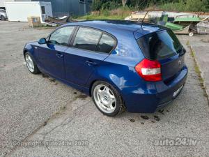 Zils BMW 1-series 2006 Tallina, ar dzinēja tilpumu 2.00 L un nobraukumu 241 tūkst. km par 5200 €, foto 7 vietnē AUTOMOTO.COM.LV