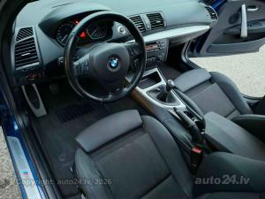 Zils BMW 1-series 2006 Tallina, ar dzinēja tilpumu 2.00 L un nobraukumu 241 tūkst. km par 5200 €, foto 11 vietnē AUTOMOTO.COM.LV