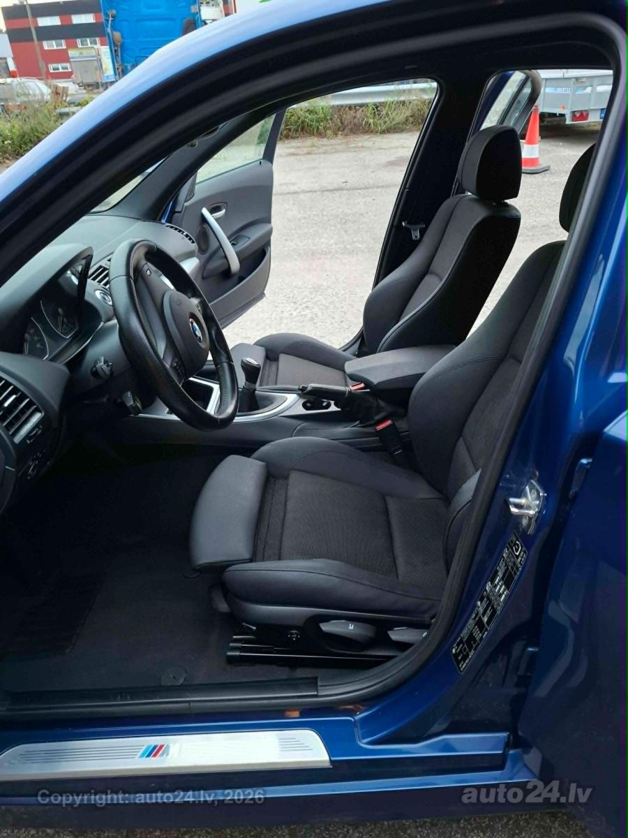 Zils BMW 1-series 2006 Tallina, ar dzinēja tilpumu 2.00 L un nobraukumu 241 tūkst. km par 5200 €, foto 16 vietnē AUTOMOTO.COM.LV
