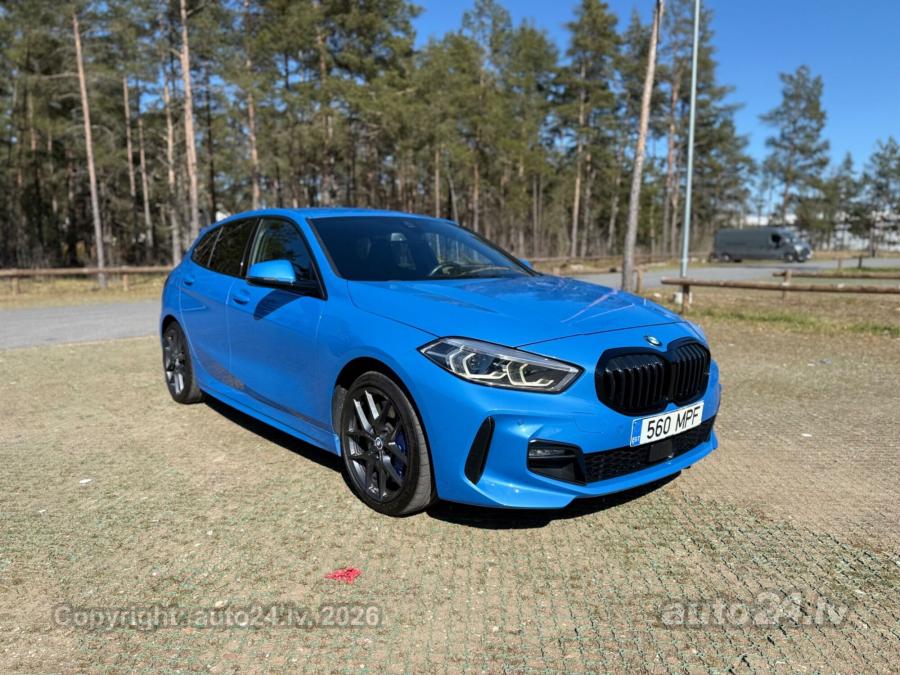 Blue BMW 1-series 2019 in Tallinn, with an engine capacity of 2.00 L and mileage of 109 thousand km for 23800 €, photo 11 on AUTOMOTO.COM.LV