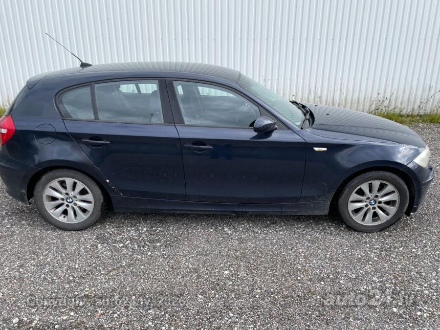 Zils BMW 1-series 2008 Kehra, ar dzinēja tilpumu 2.00 L un nobraukumu 300 tūkst. km par 2700 €, foto 6 vietnē AUTOMOTO.COM.LV