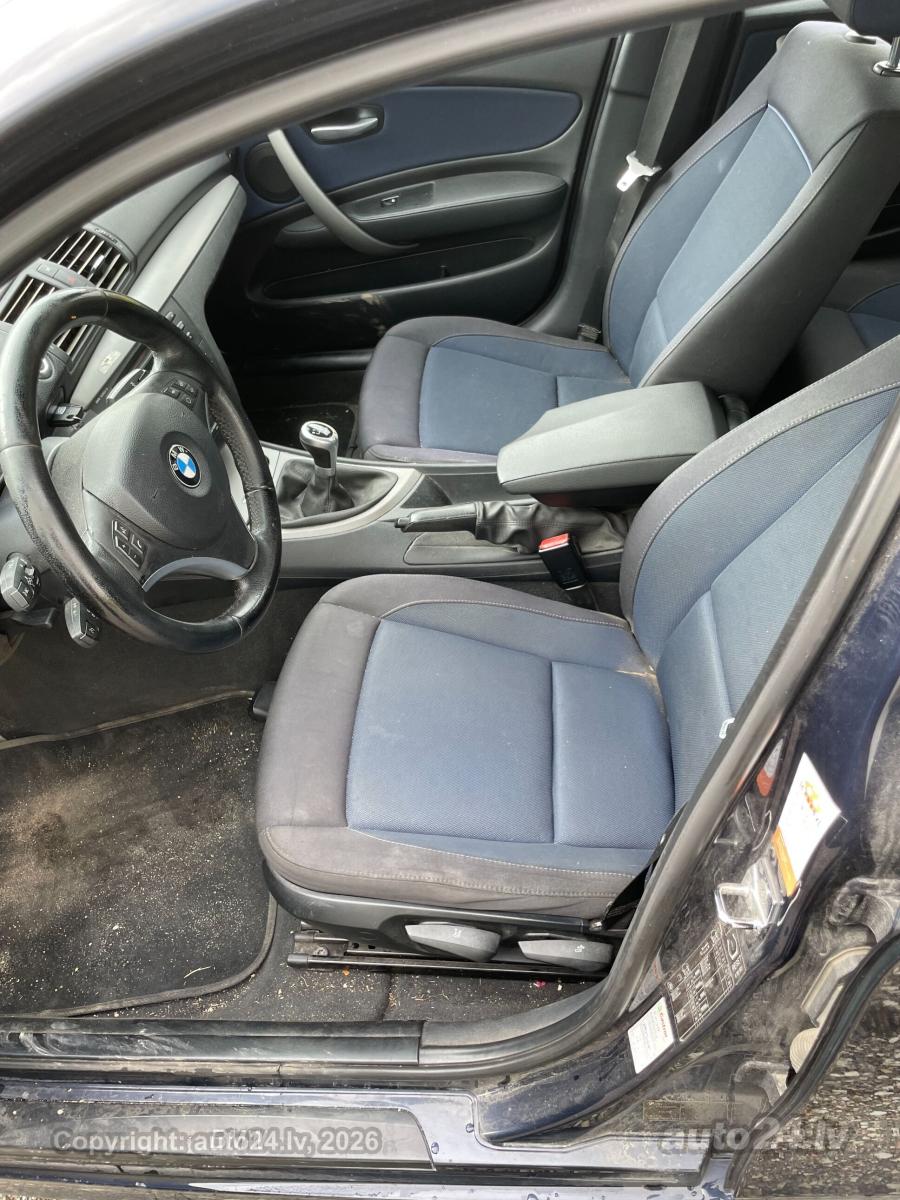 Zils BMW 1-series 2008 Kehra, ar dzinēja tilpumu 2.00 L un nobraukumu 300 tūkst. km par 2700 €, foto 9 vietnē AUTOMOTO.COM.LV