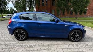 Zils BMW 1-series 2010 Tallina, ar dzinēja tilpumu 1.60 L un nobraukumu 117 tūkst. km par 5999 €, foto 7 vietnē AUTOMOTO.COM.LV