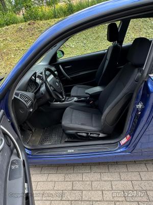 Zils BMW 1-series 2010 Tallina, ar dzinēja tilpumu 1.60 L un nobraukumu 117 tūkst. km par 5999 €, foto 13 vietnē AUTOMOTO.COM.LV