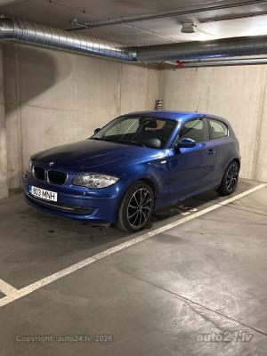 Zils BMW 1-series 2010 Tallina, ar dzinēja tilpumu 1.60 L un nobraukumu 117 tūkst. km par 5999 €, foto 20 vietnē AUTOMOTO.COM.LV