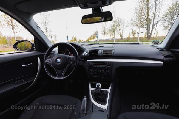 BMW 1-series 2009 Tallina, ar dzinēja tilpumu 2.00 L un nobraukumu 376 tūkst. km par 4400 €, foto 6 vietnē AUTOMOTO.COM.LV