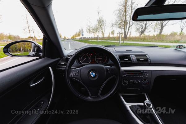 BMW 1-series 2009 Tallina, ar dzinēja tilpumu 2.00 L un nobraukumu 376 tūkst. km par 4400 €, foto 10 vietnē AUTOMOTO.COM.LV