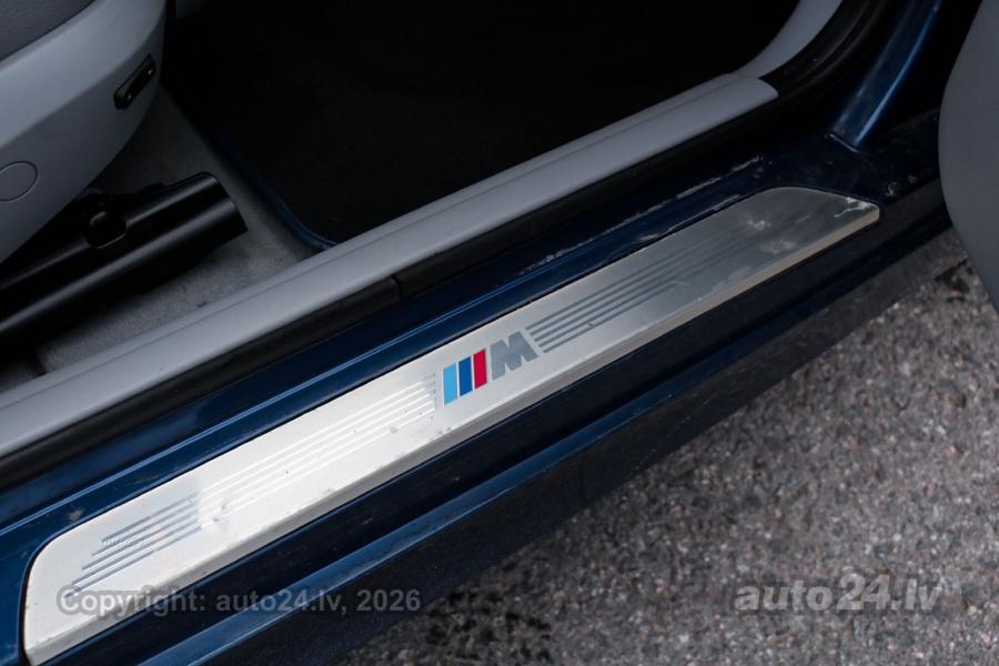 BMW 1-series 2009 in Tallinn, with an engine capacity of 2.00 L and mileage of 260 thousand km for 6800 €, photo 25 on AUTOMOTO.COM.LV