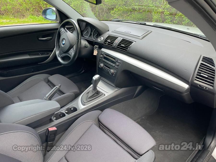 Pelēks BMW 1-series 2008 Tallina, ar dzinēja tilpumu 2.00 L un nobraukumu 289 tūkst. km par 6900 €, foto 14 vietnē AUTOMOTO.COM.LV