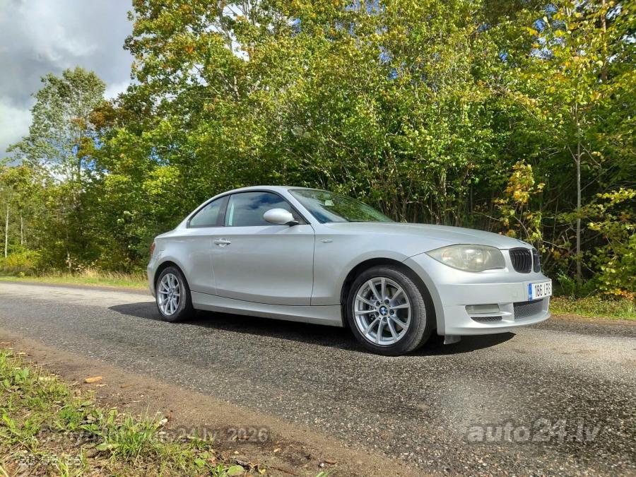 Pelēks BMW 1-series 2009 Kuresāre, ar dzinēja tilpumu 2.00 L un nobraukumu 265 tūkst. km par 5750 €, foto 7 vietnē AUTOMOTO.COM.LV