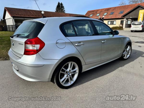 Grey BMW 1-series 2005 in Tallinn, with an engine capacity of 2.00 L and mileage of 165 thousand km for 3790 €, photo 4 on AUTOMOTO.COM.LV