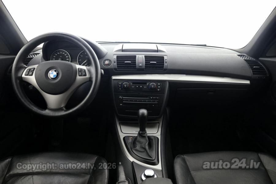 Grey BMW 1-series 2005 in Tallinn, with an engine capacity of 2.00 L and mileage of 123 thousand km for 2499 €, photo 6 on AUTOMOTO.COM.LV