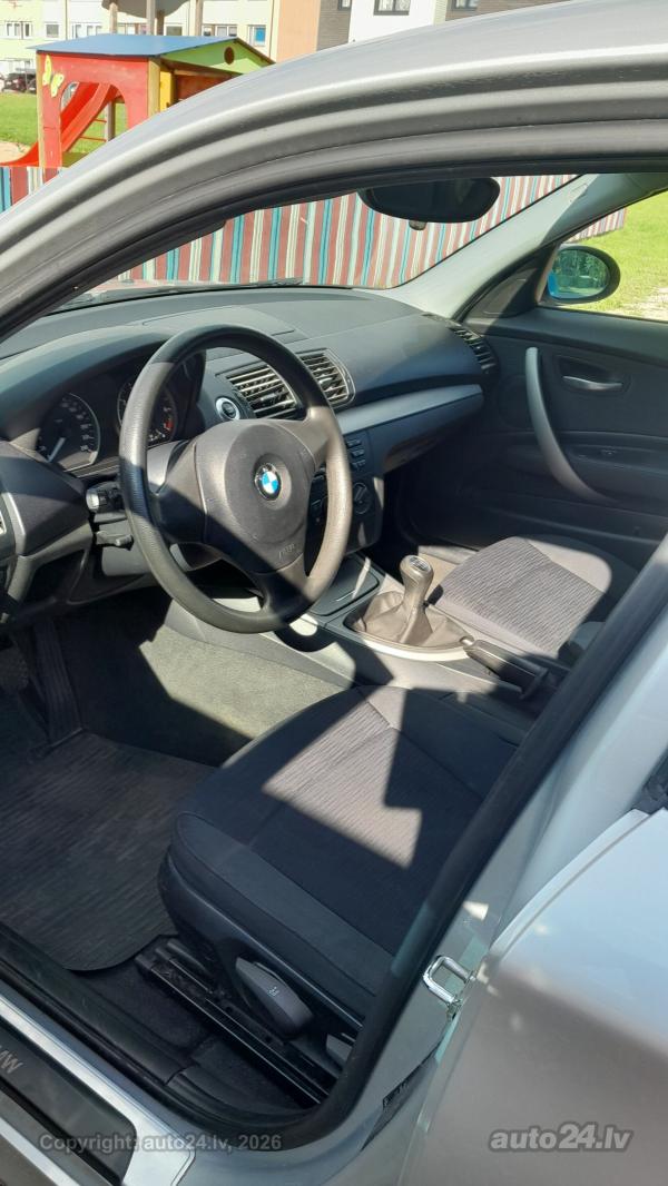 Grey BMW 1-series 2007 in Tallinn, with an engine capacity of 1.60 L and mileage of 0 thousand km for 2400 €, photo 4 on AUTOMOTO.COM.LV