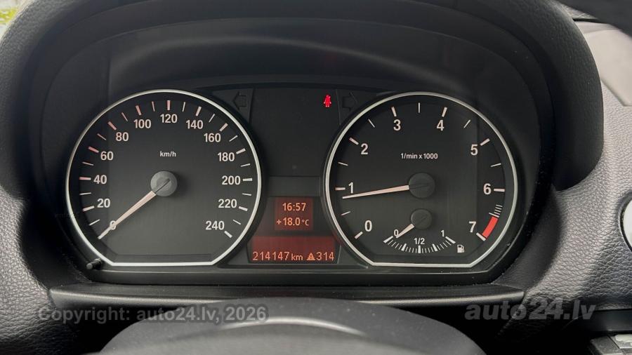 Grey BMW 1-series 2007 in Kuressaare, with an engine capacity of 1.60 L and mileage of 214 thousand km for 3690 €, photo 21 on AUTOMOTO.COM.LV