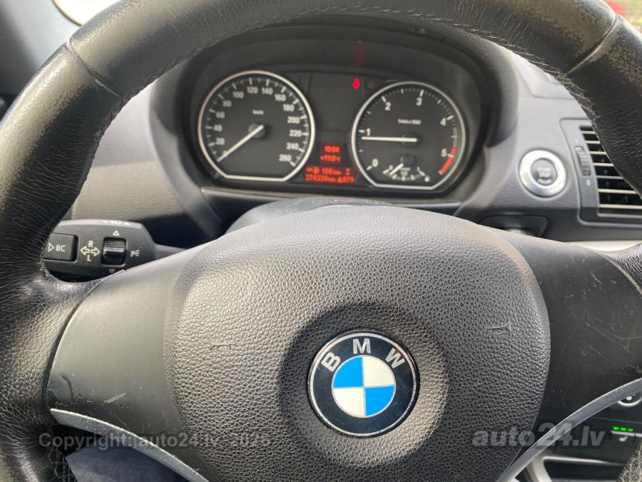 Pelēks BMW 1-series 2008 Tallina, ar dzinēja tilpumu 2.00 L un nobraukumu 273 tūkst. km par 3499 €, foto 16 vietnē AUTOMOTO.COM.LV