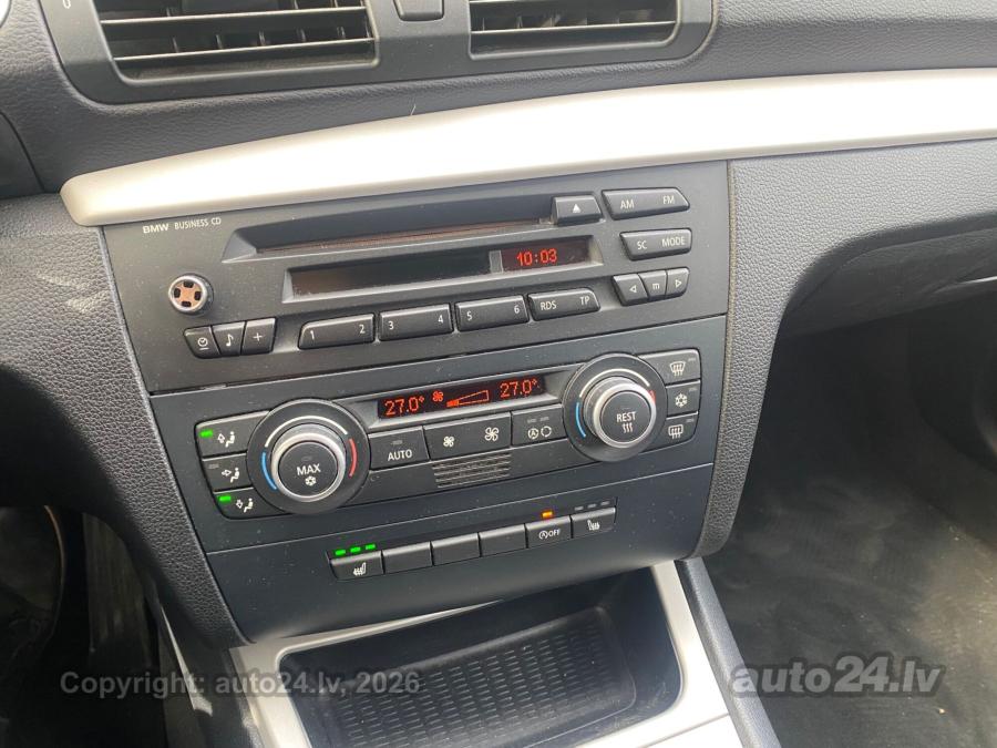 Pelēks BMW 1-series 2008 Tallina, ar dzinēja tilpumu 2.00 L un nobraukumu 273 tūkst. km par 3499 €, foto 17 vietnē AUTOMOTO.COM.LV