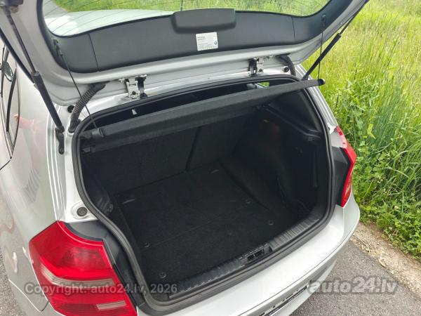 Grey BMW 1-series 2008 in Tallinn, with an engine capacity of 1.60 L and mileage of 255 thousand km for 3650 €, photo 8 on AUTOMOTO.COM.LV