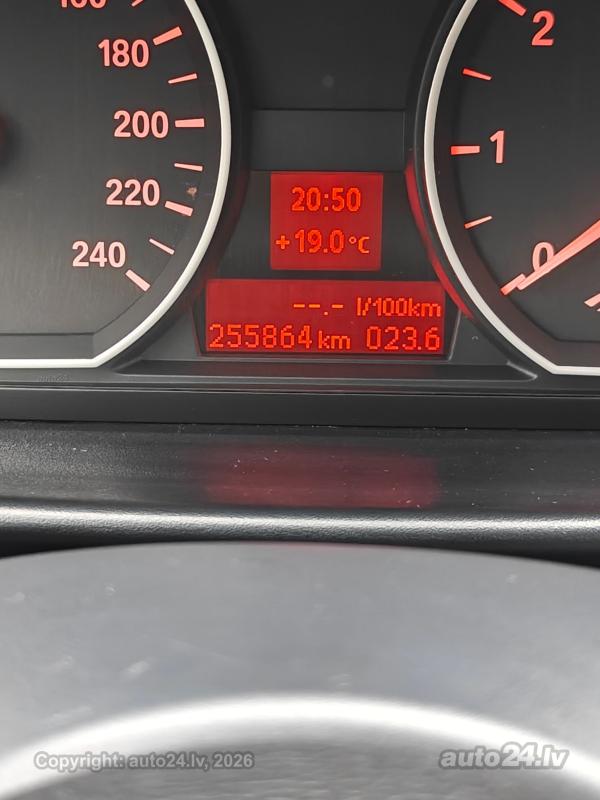 Grey BMW 1-series 2008 in Tallinn, with an engine capacity of 1.60 L and mileage of 255 thousand km for 3650 €, photo 10 on AUTOMOTO.COM.LV