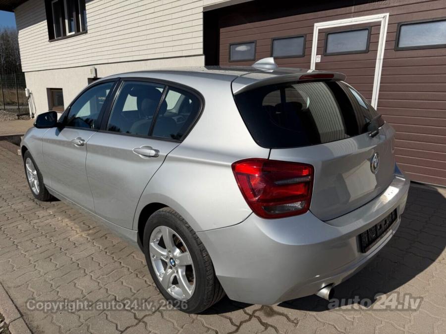 Pelēks BMW 1-series 2011 Veru, ar dzinēja tilpumu 1.60 L un nobraukumu 175 tūkst. km par 4990 €, foto 4 vietnē AUTOMOTO.COM.LV