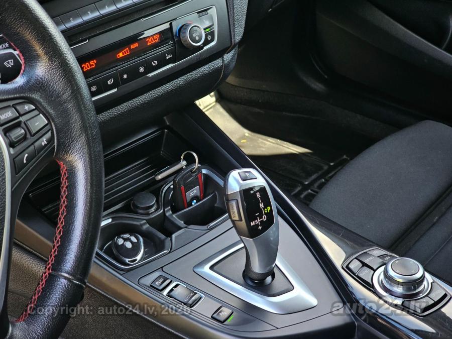 Pelēks BMW 1-series 2011 Rīga, ar dzinēja tilpumu 1.60 L un nobraukumu 213 tūkst. km par 6700 €, foto 21 vietnē AUTOMOTO.COM.LV