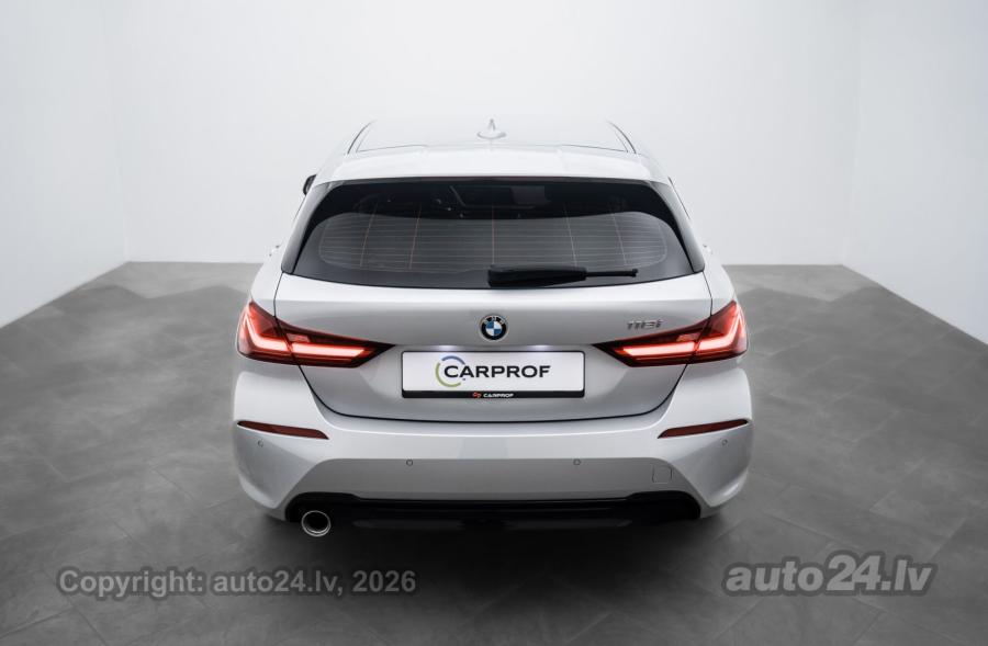 Grey BMW 1-series 2020 in Tallinn, with an engine capacity of 1.50 L and mileage of 67 thousand km for 18999 €, photo 7 on AUTOMOTO.COM.LV