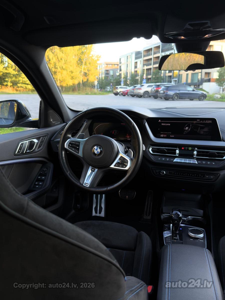 Grey BMW 1-series 2020 in Tallinn, with an engine capacity of 2.00 L and mileage of 62 thousand km for 27500 €, photo 12 on AUTOMOTO.COM.LV