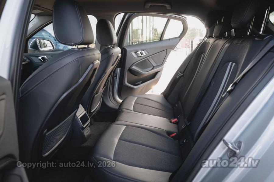 Pelēks BMW 1-series 2021 Tartu, ar dzinēja tilpumu 1.50 L un nobraukumu 45 tūkst. km par 21900 €, foto 14 vietnē AUTOMOTO.COM.LV