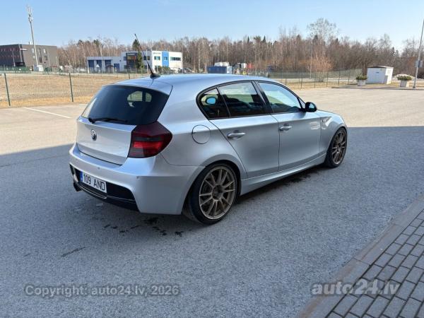 Pelēks BMW 1-series 2006 Tallina, ar dzinēja tilpumu 3.00 L un nobraukumu 286 tūkst. km par 8999 €, foto 2 vietnē AUTOMOTO.COM.LV