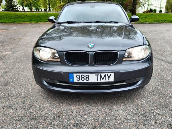 Pelēks BMW 1-series 2008 Narva, ar dzinēja tilpumu 2.00 L un nobraukumu 294 tūkst. km par 4500 €, foto 2 vietnē AUTOMOTO.COM.LV