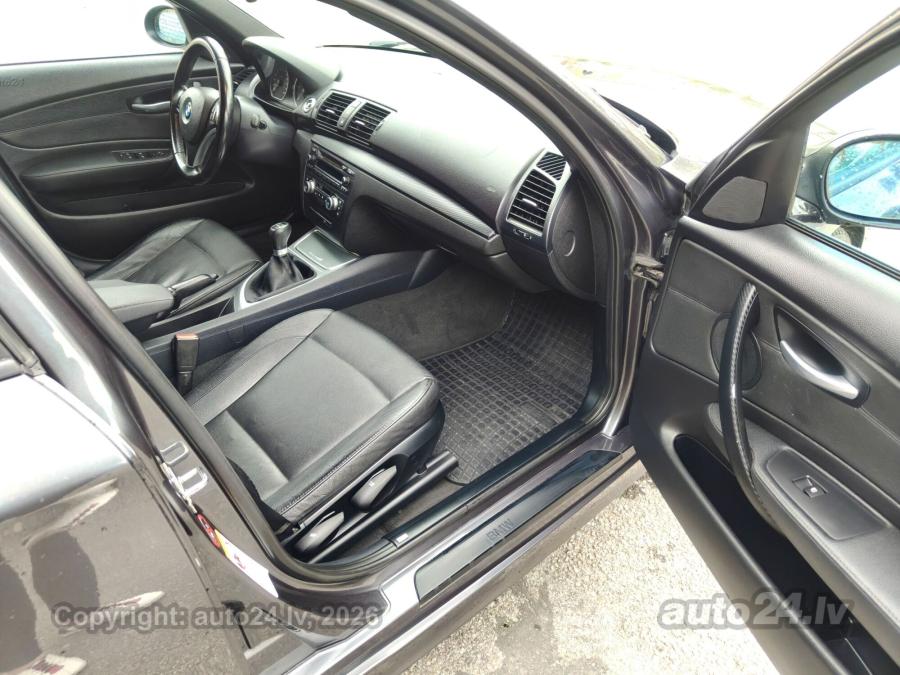 Grey BMW 1-series 2008 in Narva, with an engine capacity of 2.00 L and mileage of 294 thousand km for 4500 €, photo 7 on AUTOMOTO.COM.LV