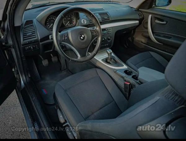 Pelēks BMW 1-series 2009 Tallina, ar dzinēja tilpumu 2.00 L un nobraukumu 126 tūkst. km par 4500 €, foto 2 vietnē AUTOMOTO.COM.LV