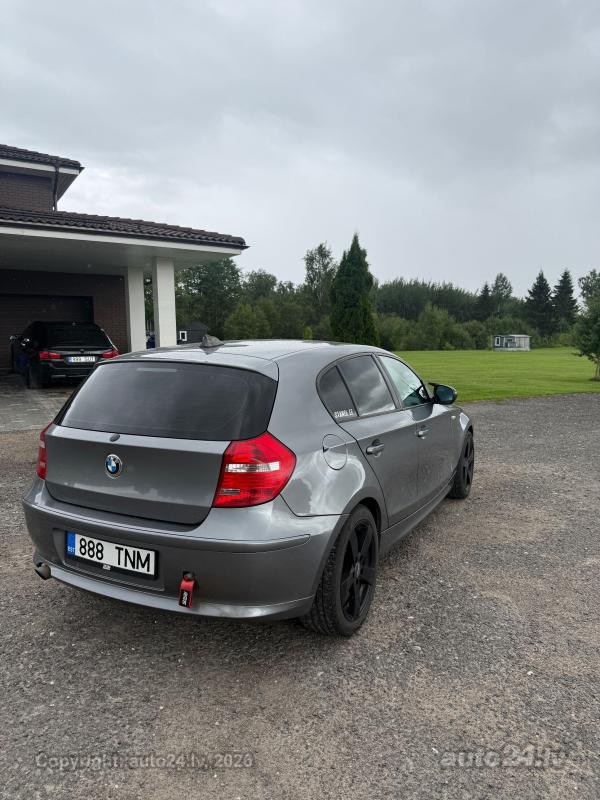 Pelēks BMW 1-series 2011 Tallina, ar dzinēja tilpumu 2.00 L un nobraukumu 257 tūkst. km par 5100 €, foto 7 vietnē AUTOMOTO.COM.LV