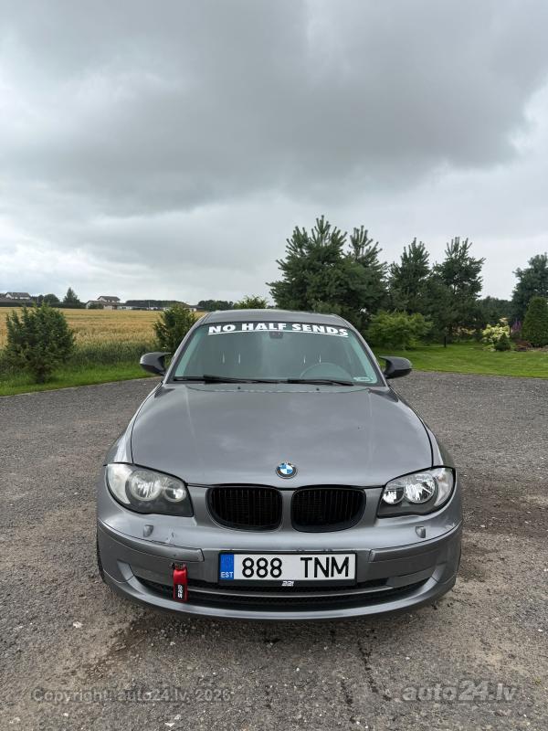 Pelēks BMW 1-series 2011 Tallina, ar dzinēja tilpumu 2.00 L un nobraukumu 257 tūkst. km par 5100 €, foto 9 vietnē AUTOMOTO.COM.LV