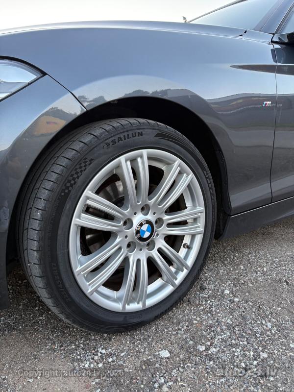 Grey BMW 1-series 2017 in Tallinn, with an engine capacity of 2.00 L and mileage of 138 thousand km for 15300 €, photo 9 on AUTOMOTO.COM.LV