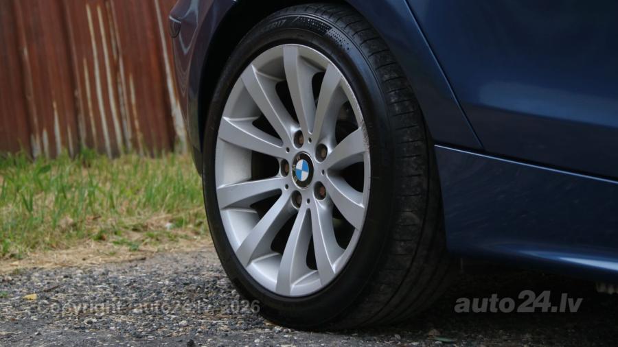 BMW 1-series 2006 Tartu, ar dzinēja tilpumu 2.00 L un nobraukumu 305 tūkst. km par 2900 €, foto 13 vietnē AUTOMOTO.COM.LV