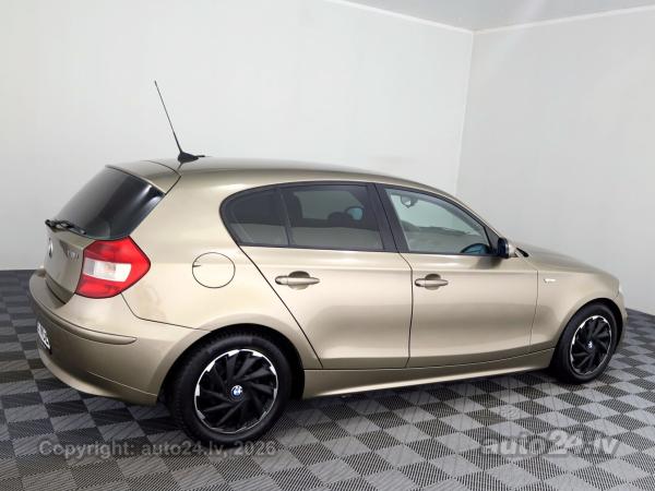БМВ 1 Серия 2006 в Таллин на AUTOMOTO.COM.LV БМВ 1 Серия 2006 в Таллин, объемом двигателя 2.00 л и пробегом 268 тыс. км за 2299 €, фото 4 на AUTOMOTO.COM.LV