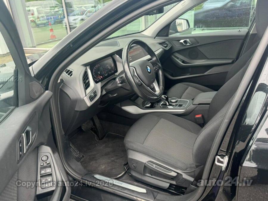BMW 1-series 2023 in Tallinn, with an engine capacity of 1.50 L and mileage of 72 thousand km for 23650 €, photo 7 on AUTOMOTO.COM.LV