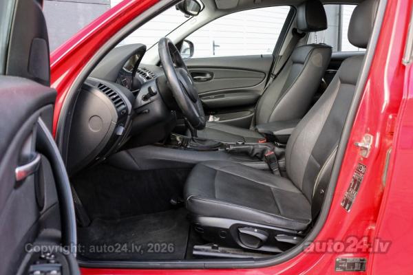 BMW 1-series 2009 Tallina, ar dzinēja tilpumu 2.00 L un nobraukumu 361 tūkst. km par 4650 €, foto 11 vietnē AUTOMOTO.COM.LV