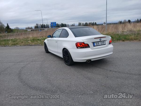 Balts BMW 1-series 2008 Tartu, ar dzinēja tilpumu 2.00 L un nobraukumu 271 tūkst. km par 6700 €, foto 4 vietnē AUTOMOTO.COM.LV