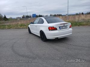 Balts BMW 1-series 2008 Tartu, ar dzinēja tilpumu 2.00 L un nobraukumu 271 tūkst. km par 6700 €, foto 5 vietnē AUTOMOTO.COM.LV