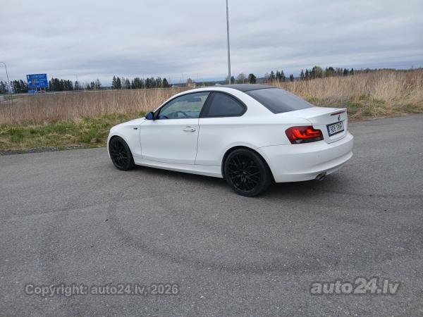 Balts BMW 1-series 2008 Tartu, ar dzinēja tilpumu 2.00 L un nobraukumu 271 tūkst. km par 6700 €, foto 6 vietnē AUTOMOTO.COM.LV